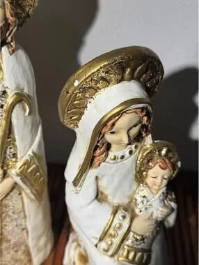 Toys | Vintage Made In Japan Holy Family Paper Mache Nativity Figurines ...